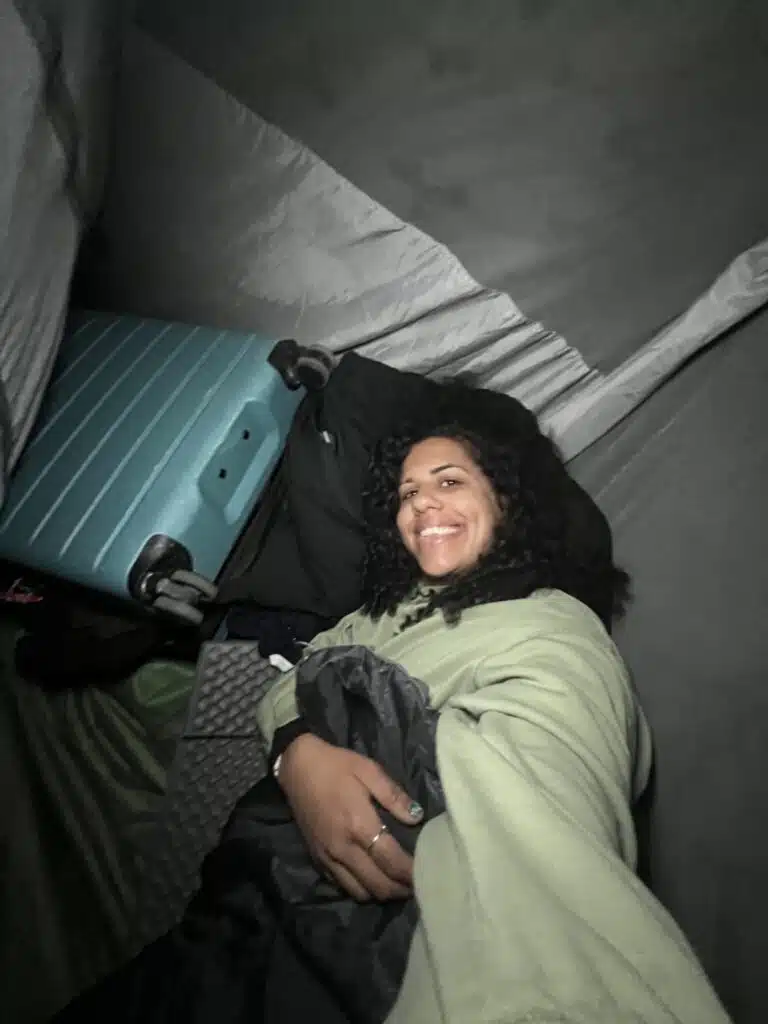 What to Wear in Oman As A Woman [+Free Packing List]